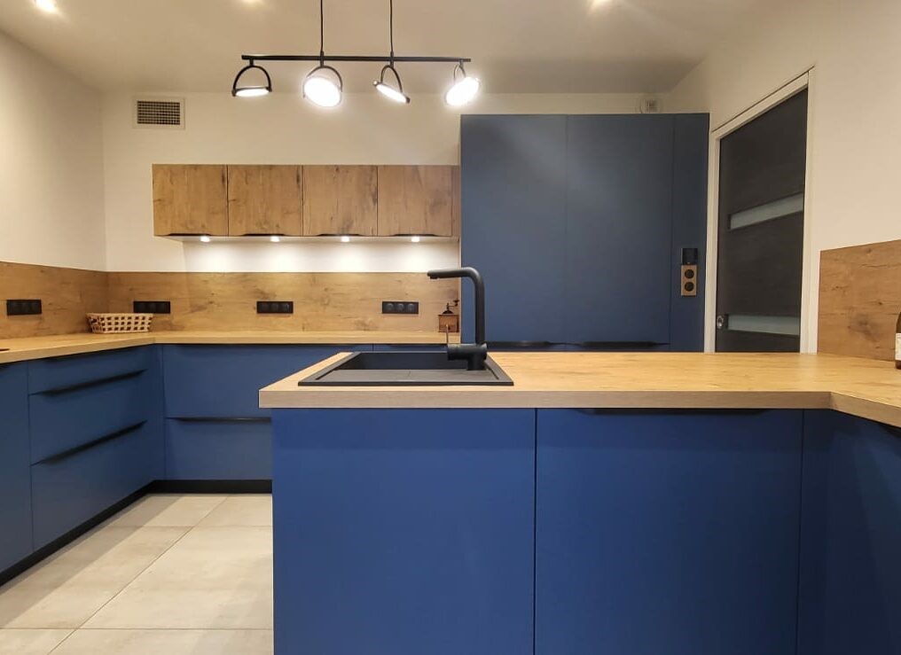 Pourquoi opter pour une cuisine bleue ? - COMERA Cuisines